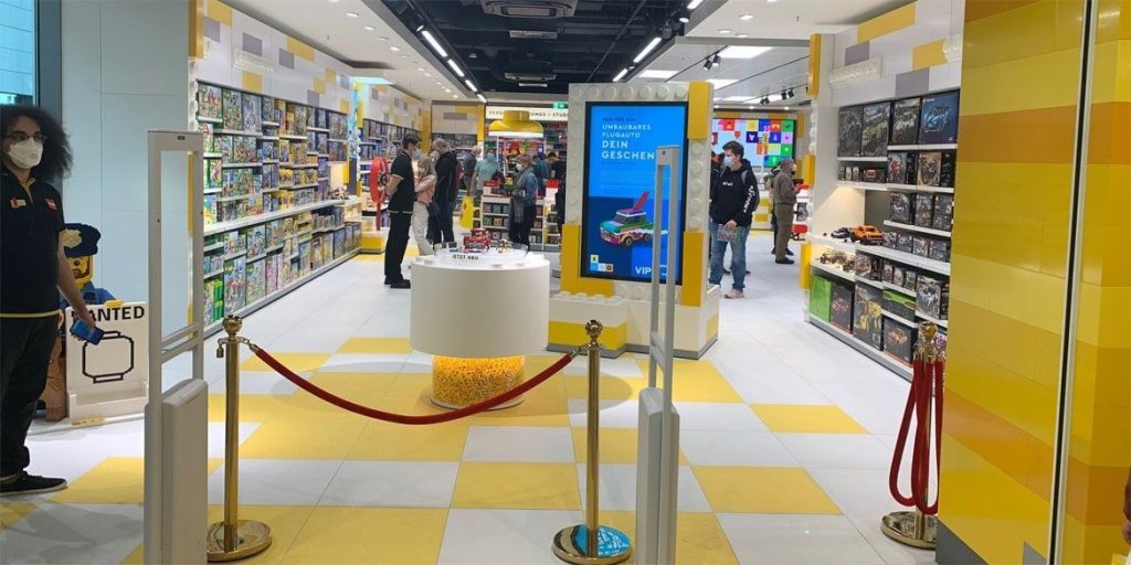LEGO Store Dresden eröffnet: Keine Store-Fliese, keine baubare Figur