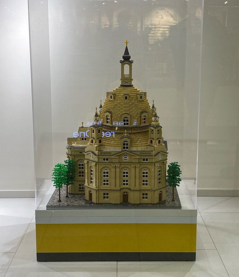 LEGO Store Dresden eröffnet: Keine Store-Fliese, keine baubare Figur