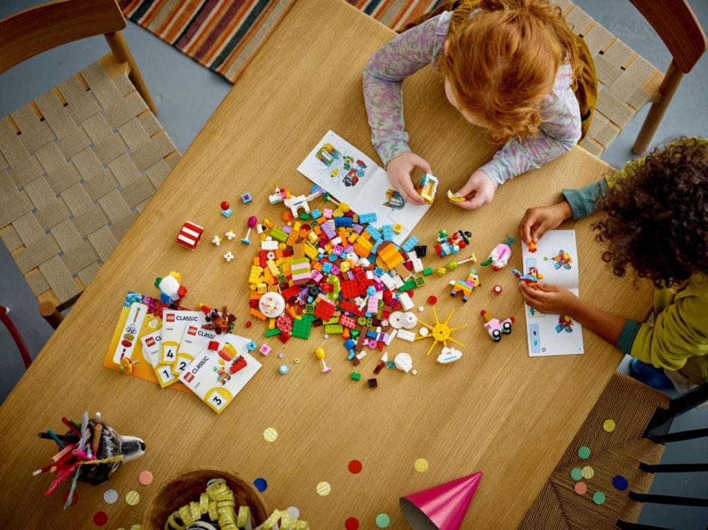 LEGO Classic 2023 März-Neuheiten: Neue Steine zum kreativen Bauen ...