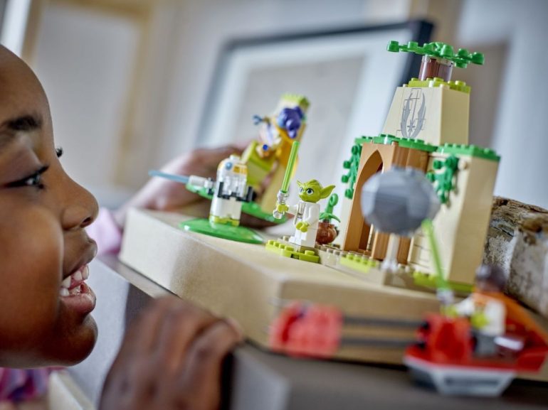 LEGO 75358 Tenoo Jedi Temple: Neues Set zu Star Wars Young Jedi ...